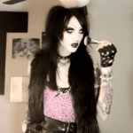 6arelyhuman Biography, Age, Gender, Pronouns and Net Worth