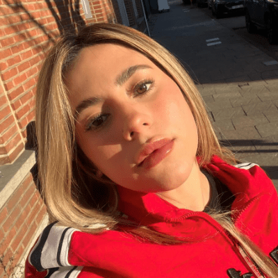 Kimi Estrada Biografia | Edad, Novio, Estatura y Valor Neto